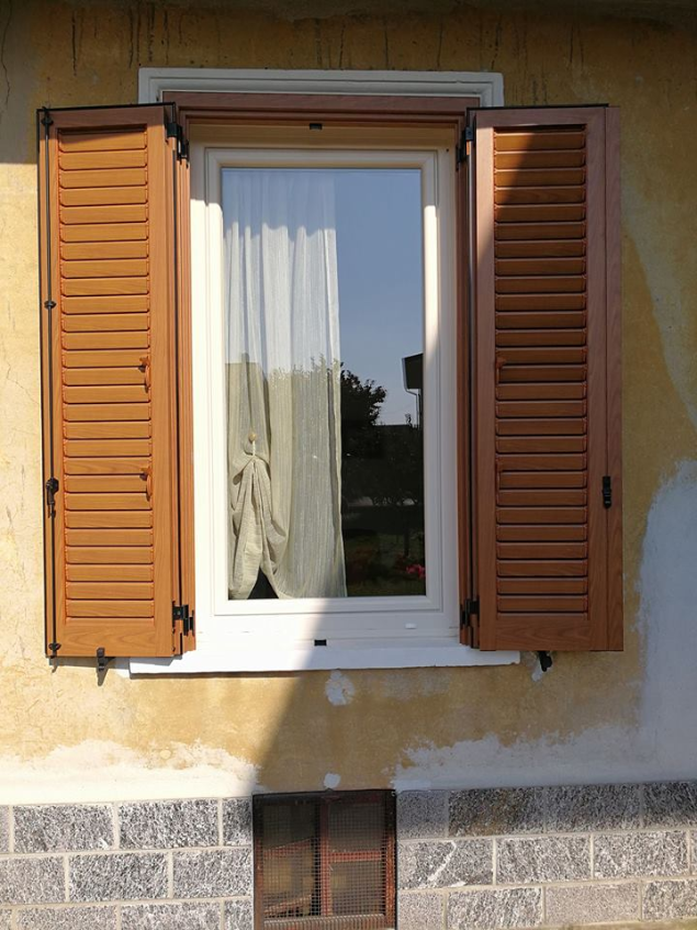 Persiana in alluminio con cardini a muro | Sa.ma. Serramenti