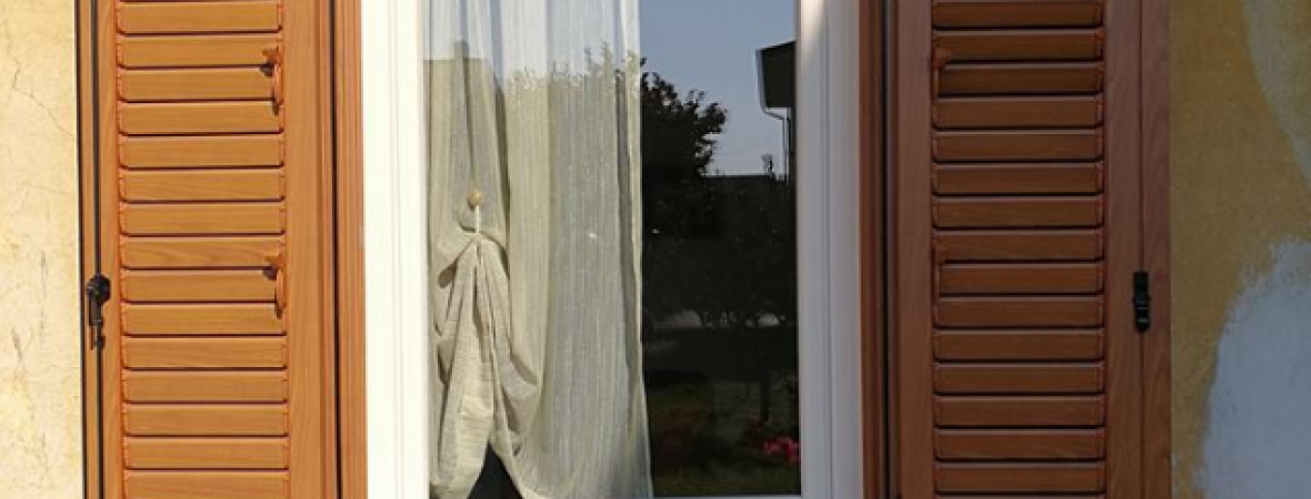 Persiana in alluminio con cardini a muro | Sa.ma. Serramenti